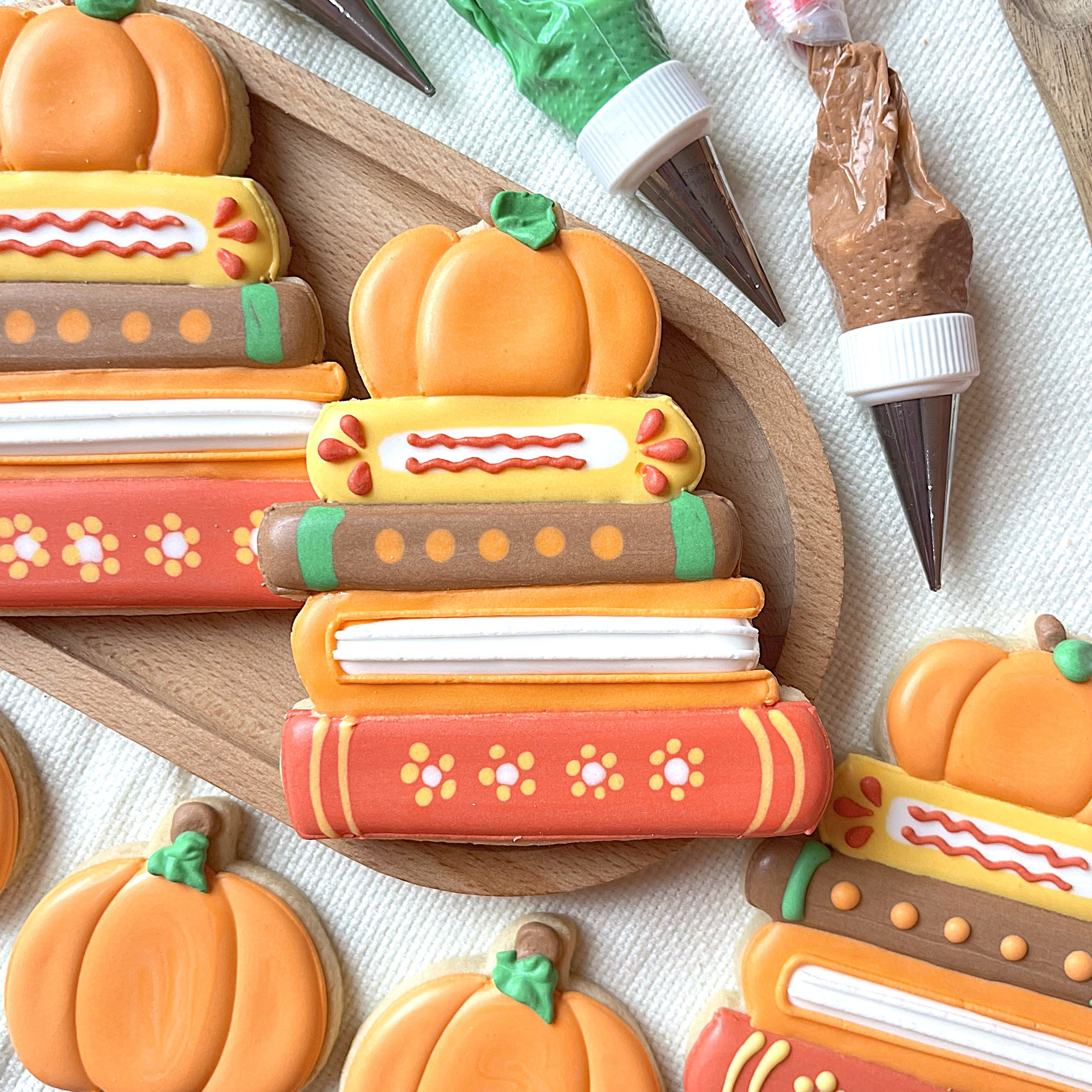 Pumpkin Library Cookie Cutter BUNDLE (4 cutters) + STENCIL – The Flour Box