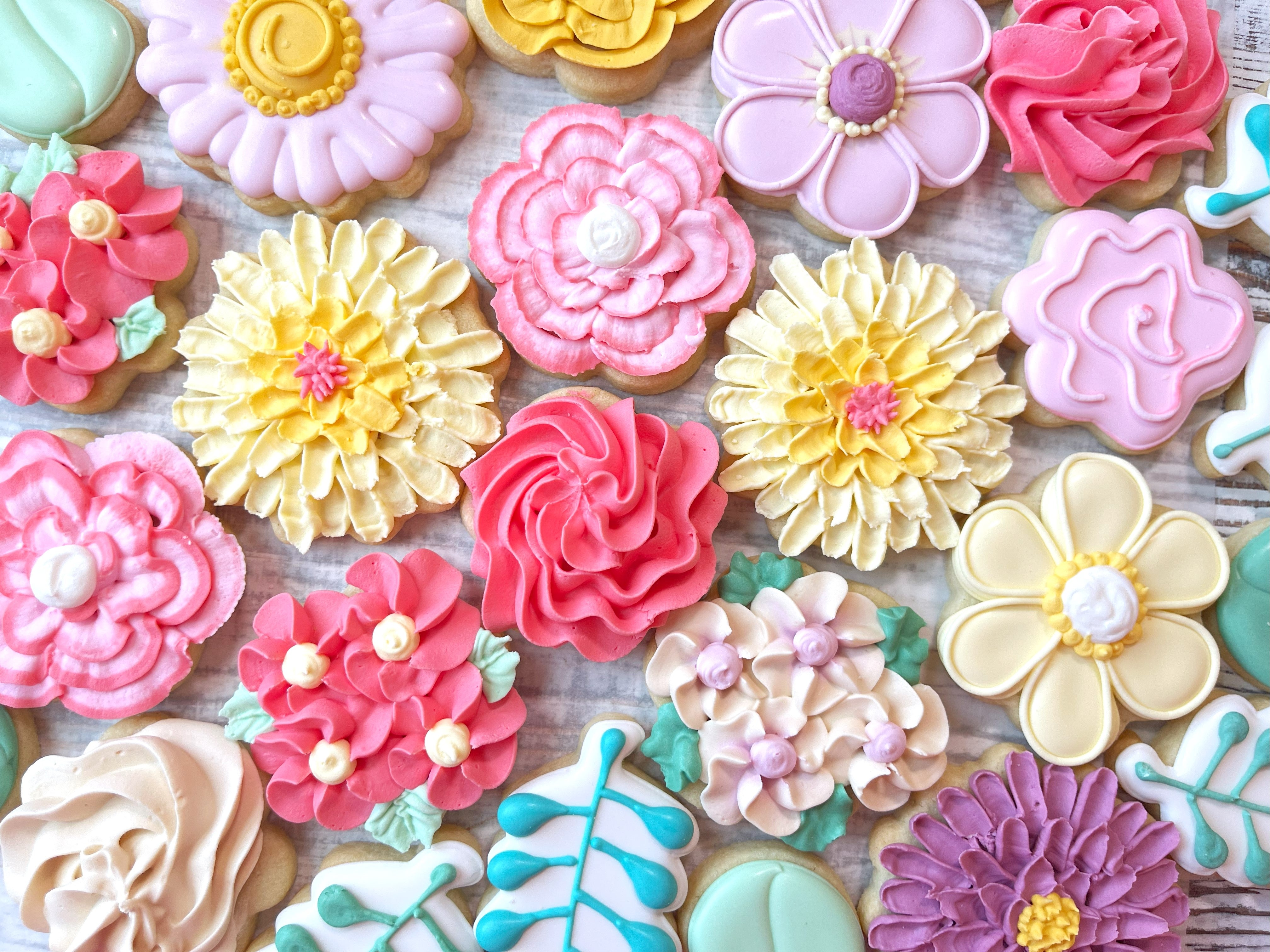 SUMMER 2024 Club Box Theme: FLORALS – The Flour Box