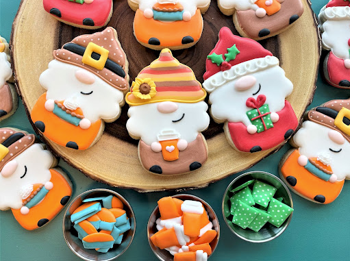 How to Decorate Gnome Cookies – The Flour Box