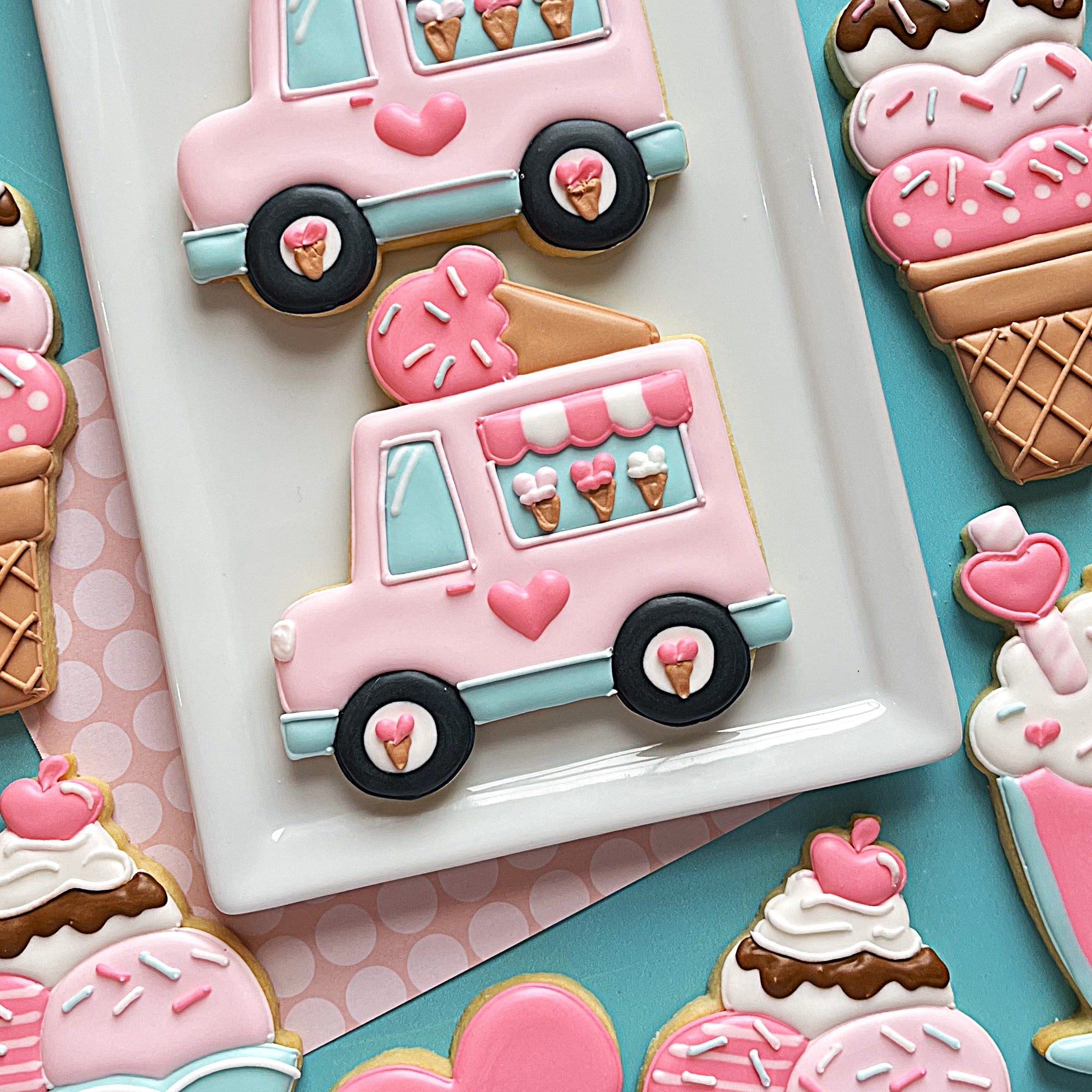 Valentine's Ice Cream Decorating Online Class Recording – The Flour Box