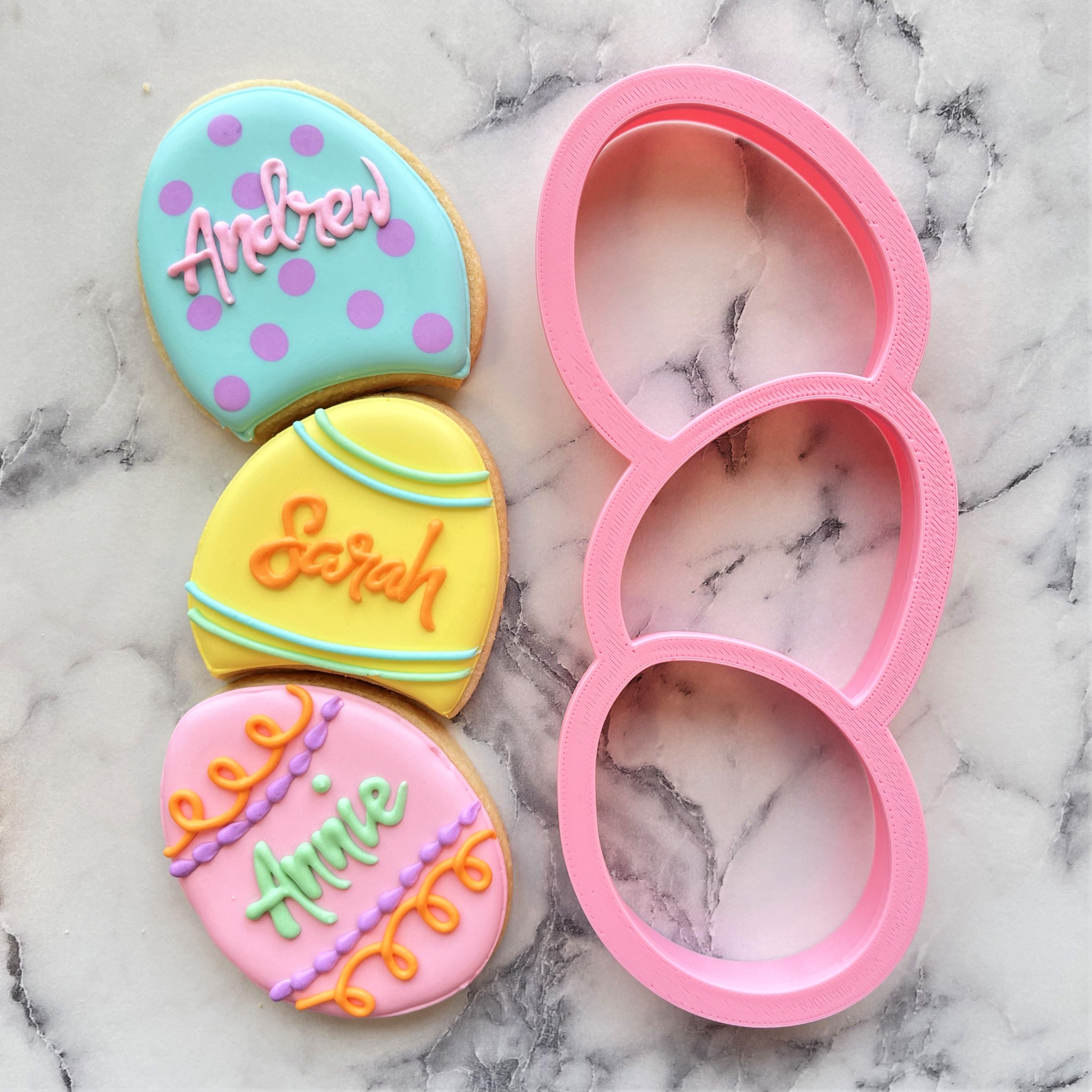 Eggs Stacked 3-in-1 Multi-Cookie Cutter – The Flour Box